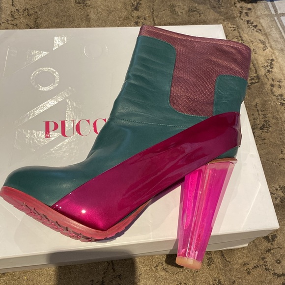 Emilio Pucci | Shoes | Emilio Pucci Made In Italy Stunning Leather ...